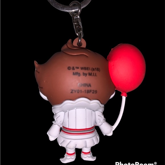 MII | Accessories | New Pennywise Holding Balloon 3d 29 Collectible ...